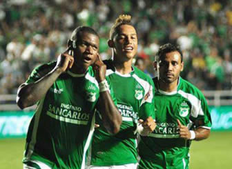 Harold Reina llega hoy a La Paz para The Strongest