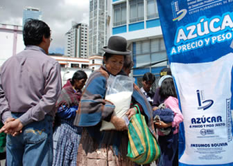 Insumos Bolivia incrementó puntos móviles de venta de azúcar