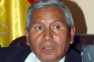 Gobierno y COB retornan este lunes a la negociación por aumento salarial