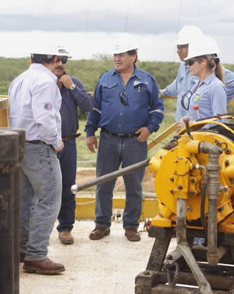 YPFB Chaco perfora simultáneamente tres pozos en Santa Cruz y Cochabamba